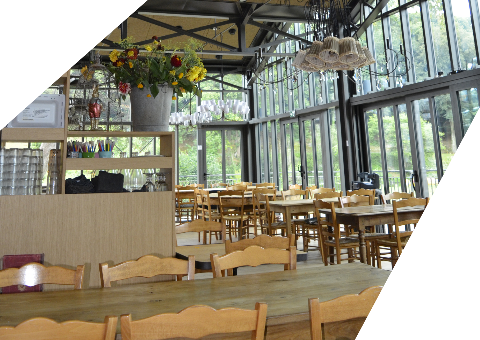 Améliorer le confort acoustique de votre salle de restaurant